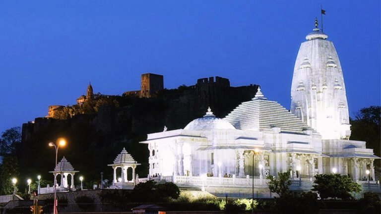 Birla Temple In Jaipur: Know How And Why It Is Different! - EBNW Story