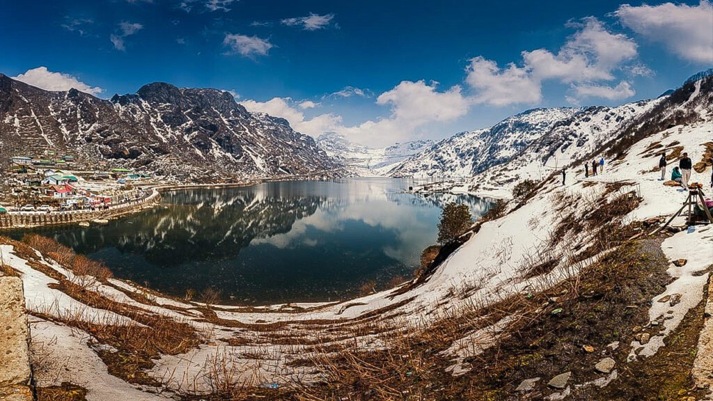 Top 10 Most Beautiful Lakes Of India - EBNW Story