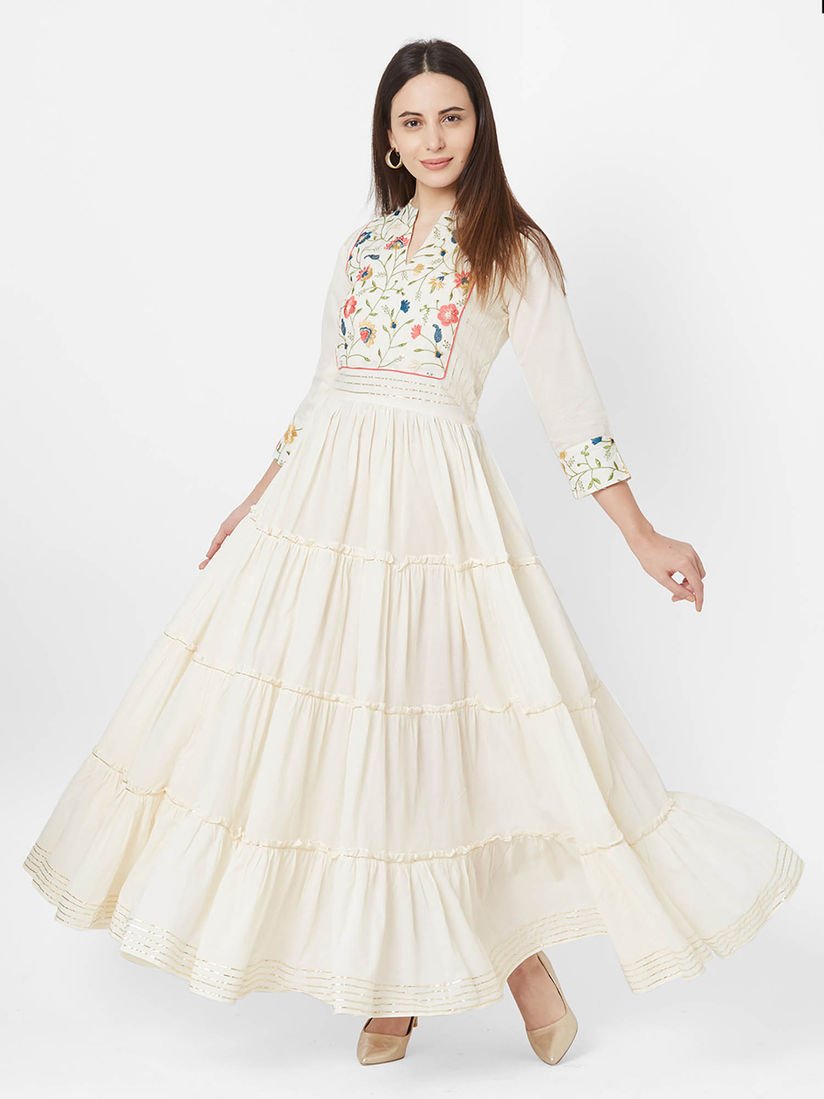 Diwali 2021: Make A Memorable Appearance In These Beautiful Outfits ...