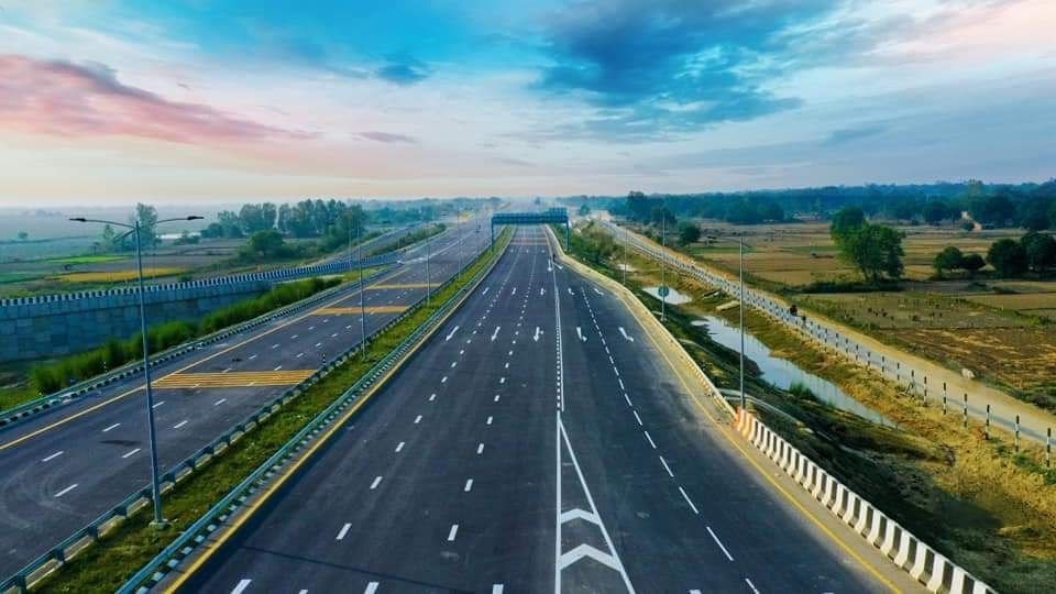 Highlights Of 10 Lane Bengaluru Mysuru Highway - EBNW Story