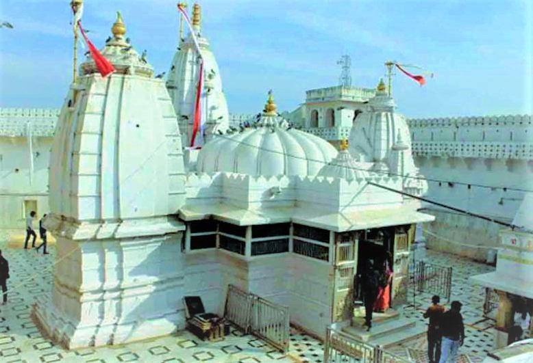 Charbhuja Temple: A Sacred Abode Of Lord Vishnu In Rajasthan - EBNW Story