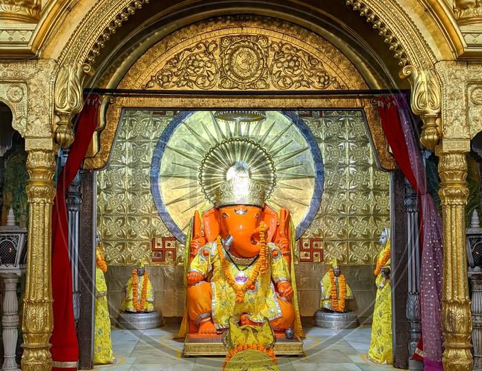 Moti Doongri Temple: A Spiritual Oasis In The Heart Of Jaipur - EBNW Story