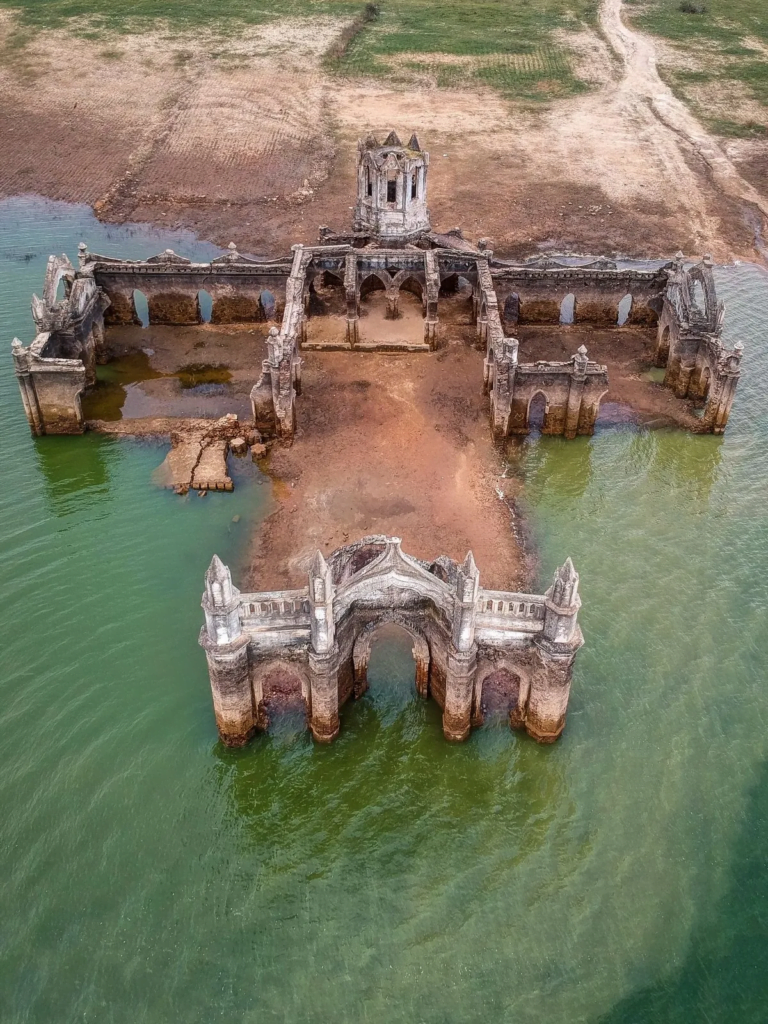This Floating Church Will Leave You In Awe Of Its Beauty - EBNW Story