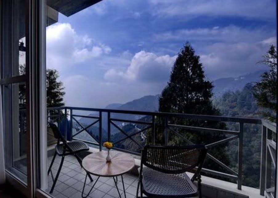 A Personal Journey Through Mussoorie's Enchanting Trails - EBNW Story