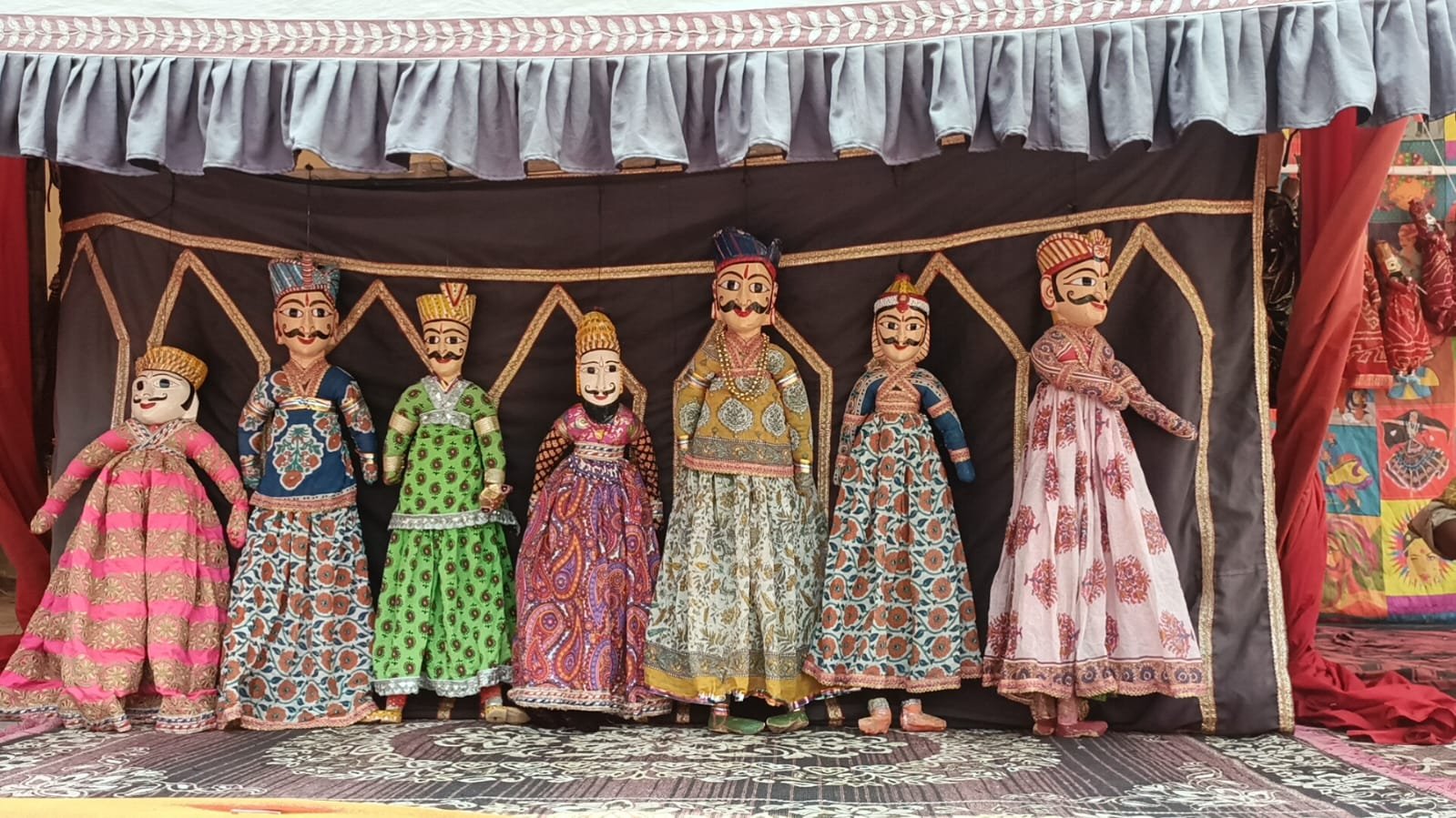 The Dying Art Of Kathputli Still Mesmerizes Tourists At The City Palace ...