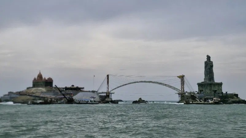 India’s First Glass Bridge Opens At Kanyakumari’s Thiruvalluvar Statue ...