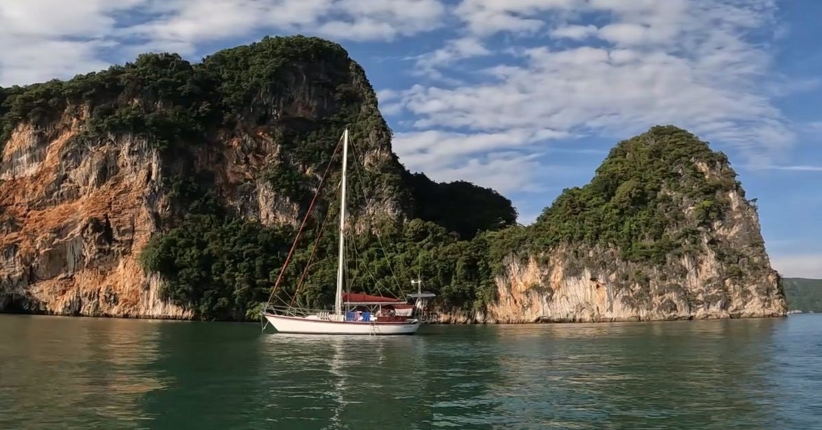 "We Sold Everything Off": A Retired Navy Officer & His Family Are ...