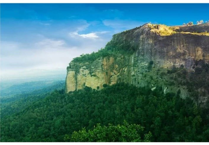 Beyond Pachmarhi: Discover The Untouched Beauty Of Patalkot Via Tamiya ...