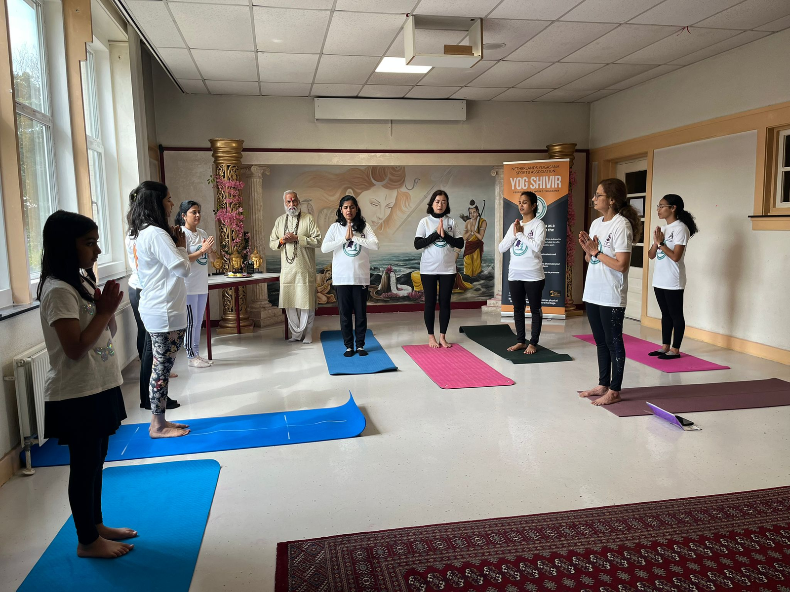 Netherlands Yogasana Sports Association Hosts Yoga & Meditation ...